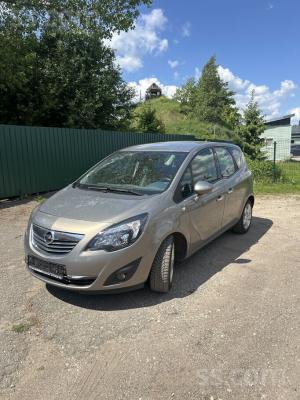 Zaļš Opel Meriva 2012 Daugavpils, ar dzinēja tilpumu 1.70 L un nobraukumu 237 tūkst. km par 3400 €, foto 9 vietnē AUTOMOTO.COM.LV