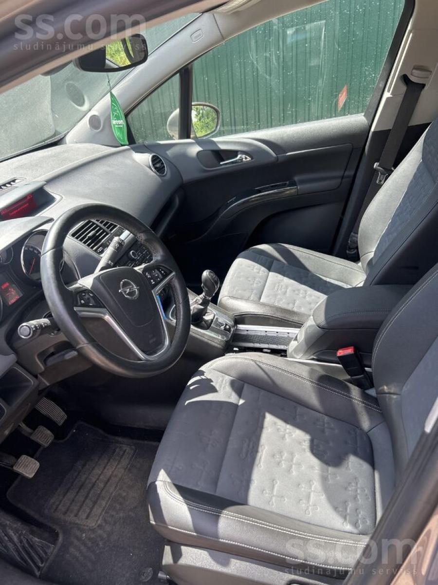 Zaļš Opel Meriva 2012 Daugavpils, ar dzinēja tilpumu 1.70 L un nobraukumu 237 tūkst. km par 3400 €, foto 10 vietnē AUTOMOTO.COM.LV