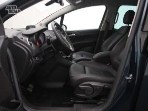 Green Opel Meriva 2016 in Vilnius, with an engine capacity of 1.40 L and mileage of 93 thousand km for 8299 €, photo 5 on AUTOMOTO.COM.LV