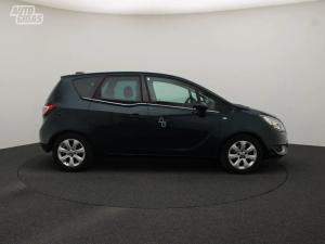 Green Opel Meriva 2016 in Vilnius, with an engine capacity of 1.40 L and mileage of 93 thousand km for 8299 €, photo 10 on AUTOMOTO.COM.LV