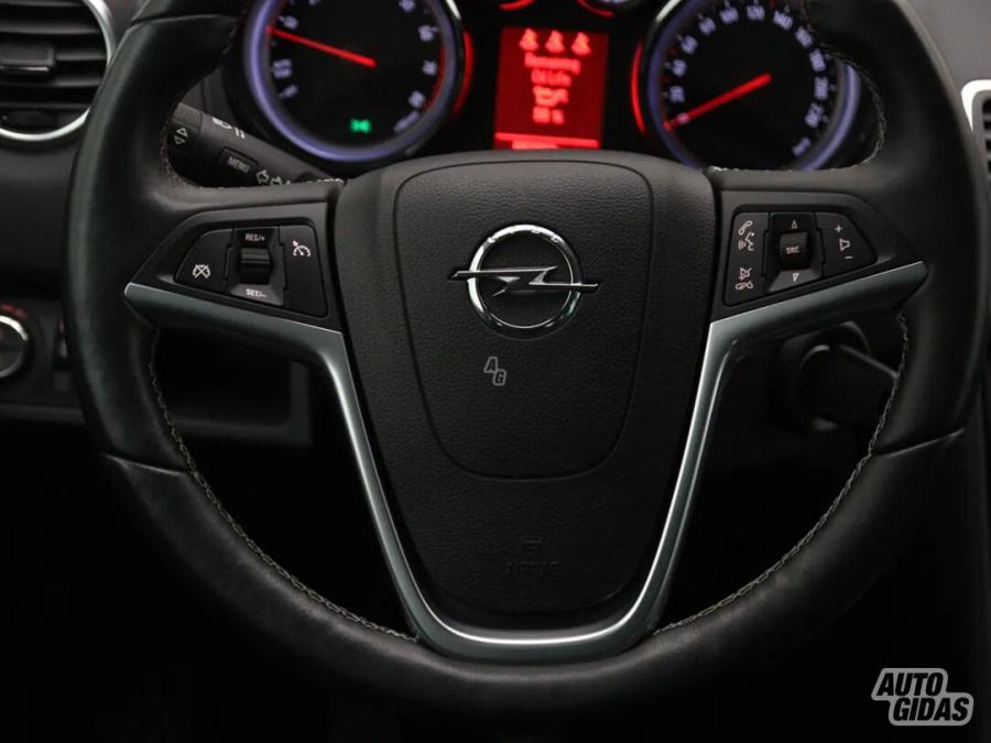 Green Opel Meriva 2016 in Vilnius, with an engine capacity of 1.40 L and mileage of 93 thousand km for 8299 €, photo 19 on AUTOMOTO.COM.LV