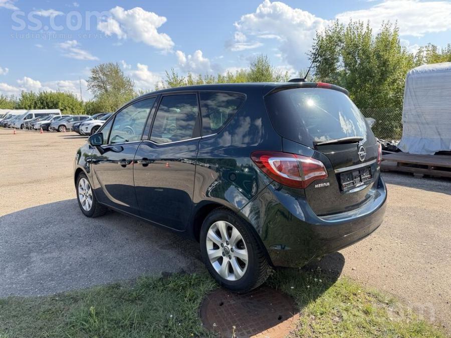 Zaļš Opel Meriva 2016 Daugavpils, ar dzinēja tilpumu 1.40 L un nobraukumu 142 tūkst. km par 7950 €, foto 5 vietnē AUTOMOTO.COM.LV