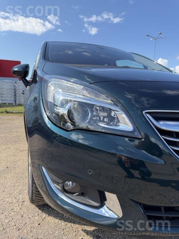 Green Opel Meriva 2016 in Daugavpils, with an engine capacity of 1.40 L and mileage of 142 thousand km for 7950 €, photo 10 on AUTOMOTO.COM.LV
