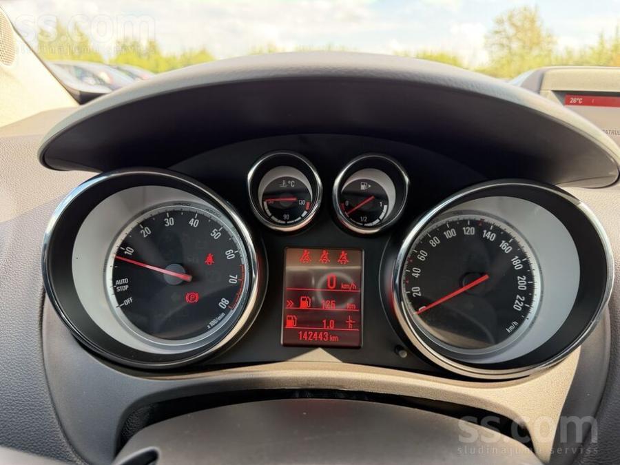 Zaļš Opel Meriva 2016 Daugavpils, ar dzinēja tilpumu 1.40 L un nobraukumu 142 tūkst. km par 7950 €, foto 32 vietnē AUTOMOTO.COM.LV