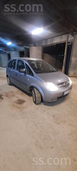 Grey Opel Meriva 2003 in Tukums, with an engine capacity of 1.60 L and mileage of 160 thousand km for 1200 €, photo  on AUTOMOTO.COM.LV