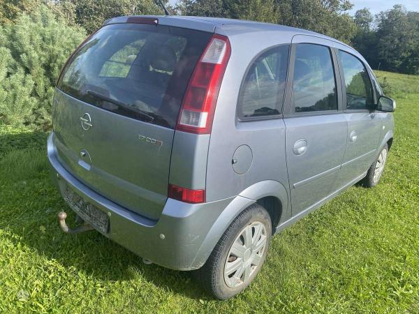 Opel Meriva 2003 Panevēža vietnē Pelēks Opel Meriva 2003 Panevēža, ar dzinēja tilpumu 1.69 L un nobraukumu 192 tūkst. km par 1150 €, foto 5 vietnē AUTOMOTO.COM.LV