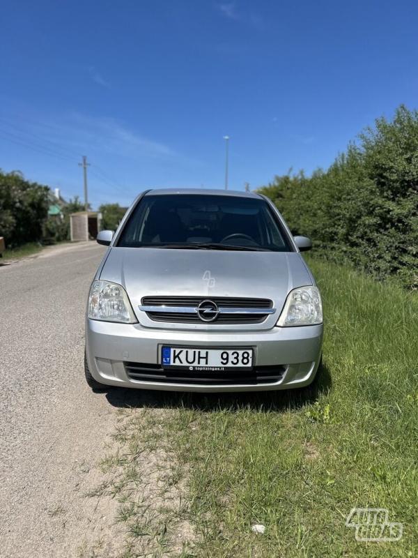 Pelēks Opel Meriva 2004 Klaipėda, ar dzinēja tilpumu 1.70 L un nobraukumu 250 tūkst. km par 750 €, foto 2 vietnē AUTOMOTO.COM.LV