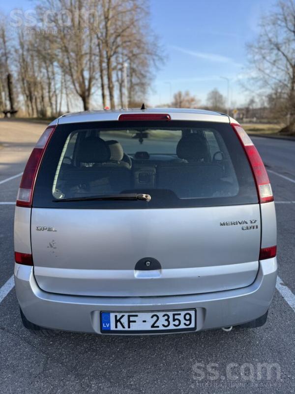 Grey Opel Meriva 2004 in Kuldiga, with an engine capacity of 1.70 L and mileage of 328 thousand km for 960 €, photo 6 on AUTOMOTO.COM.LV