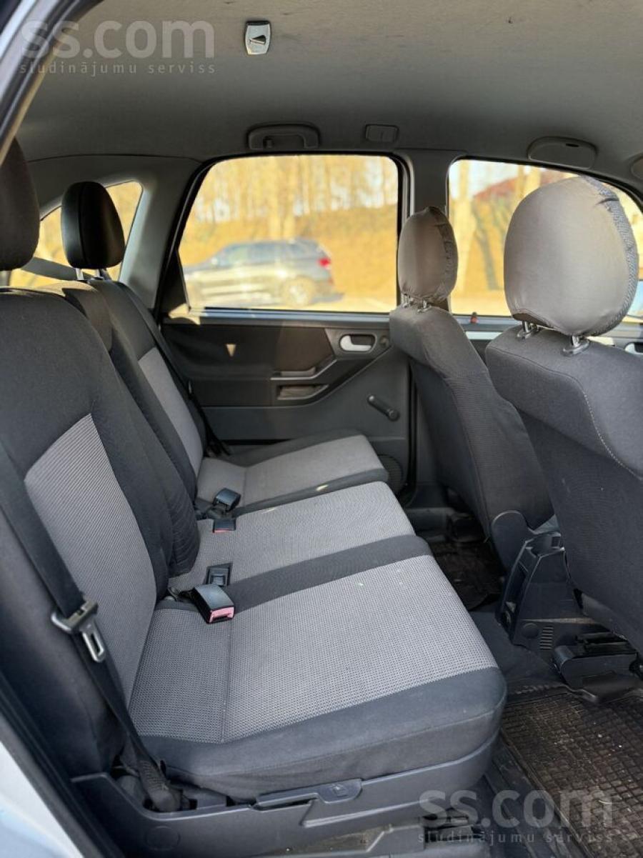 Grey Opel Meriva 2004 in Kuldiga, with an engine capacity of 1.70 L and mileage of 328 thousand km for 960 €, photo 9 on AUTOMOTO.COM.LV
