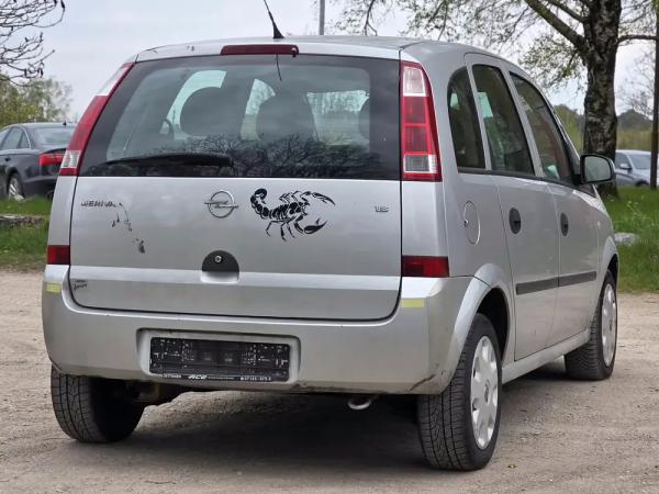 Grey Opel Meriva 2004 in Grobiņa, with an engine capacity of 1.60 L and mileage of 198 thousand km for 1490 €, photo 8 on AUTOMOTO.COM.LV