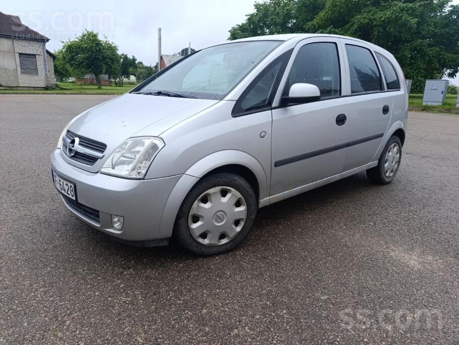 Grey Opel Meriva 2004 in Rezekne, with an engine capacity of 1.60 L and mileage of 227 thousand km for 1250 €, photo 4 on AUTOMOTO.COM.LV