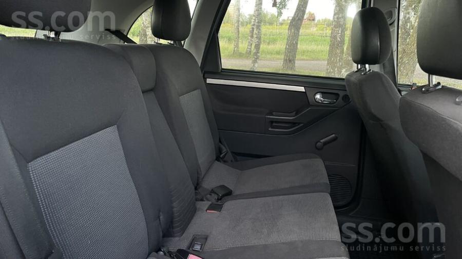 Grey Opel Meriva 2004 in Riga, with an engine capacity of 1.70 L and mileage of 247 thousand km for 690 €, photo 7 on AUTOMOTO.COM.LV