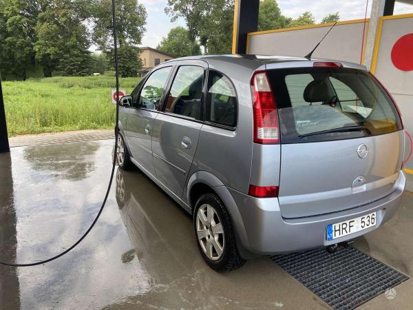 Pelēks Opel Meriva 2004 Kauņa, ar dzinēja tilpumu 1.80 L un nobraukumu 125 tūkst. km par 1399 €, foto 3 vietnē AUTOMOTO.COM.LV
