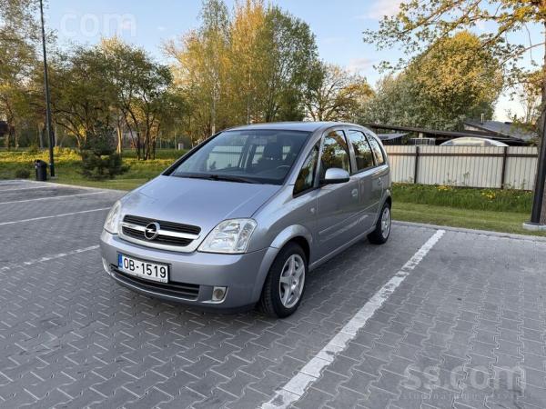 Grey Opel Meriva 2005 in Riga, with an engine capacity of 1.60 L and mileage of 229 thousand km for 1500 €, photo 1 on AUTOMOTO.COM.LV