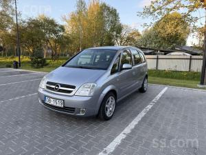 Grey Opel Meriva 2005 in Riga, with an engine capacity of 1.60 L and mileage of 229 thousand km for 1500 €, photo 1 on AUTOMOTO.COM.LV