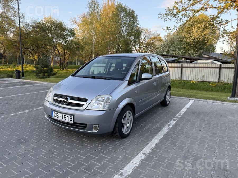 Grey Opel Meriva 2005 in Riga, with an engine capacity of 1.60 L and mileage of 229 thousand km for 1500 €, photo 1 on AUTOMOTO.COM.LV