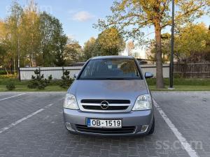 Grey Opel Meriva 2005 in Riga, with an engine capacity of 1.60 L and mileage of 229 thousand km for 1500 €, photo 2 on AUTOMOTO.COM.LV
