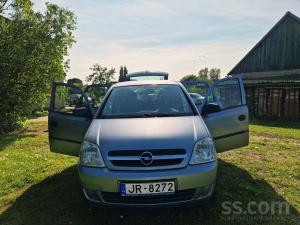 Grey Opel Meriva 2005 in Cesis, with an engine capacity of 1.70 L and mileage of 242 thousand km for 1590 €, photo 2 on AUTOMOTO.COM.LV