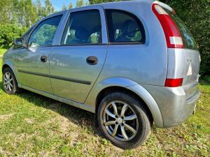 Grey Opel Meriva 2005 in Cesis, with an engine capacity of 1.70 L and mileage of 242 thousand km for 1590 €, photo 6 on AUTOMOTO.COM.LV