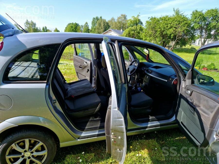 Grey Opel Meriva 2005 in Cesis, with an engine capacity of 1.70 L and mileage of 242 thousand km for 1590 €, photo 9 on AUTOMOTO.COM.LV