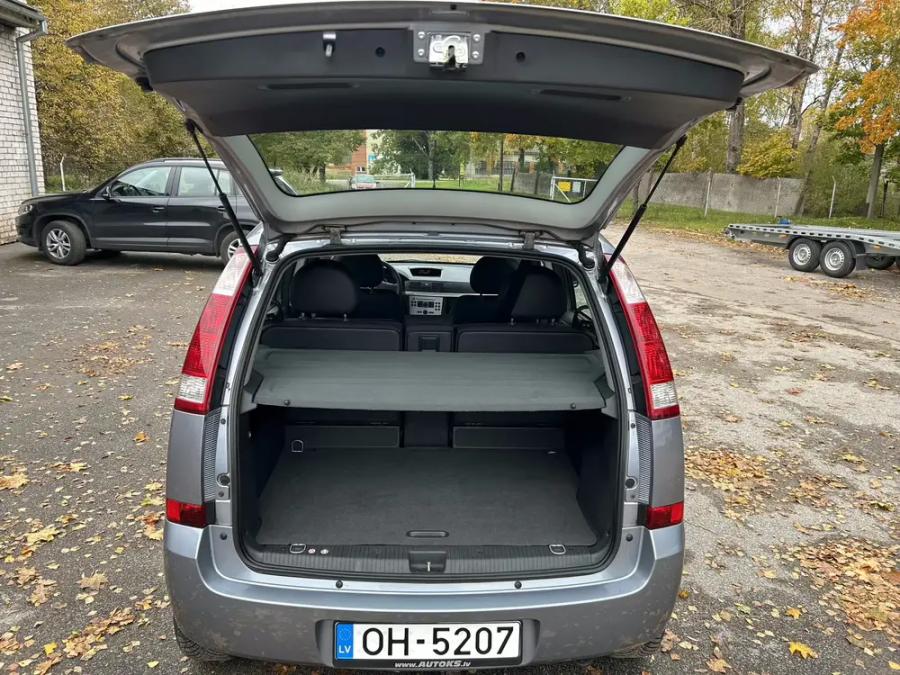 Pelēks Opel Meriva 2005 Limbaži, ar dzinēja tilpumu 1.70 L un nobraukumu 188 tūkst. km par 2750 €, foto 8 vietnē AUTOMOTO.COM.LV