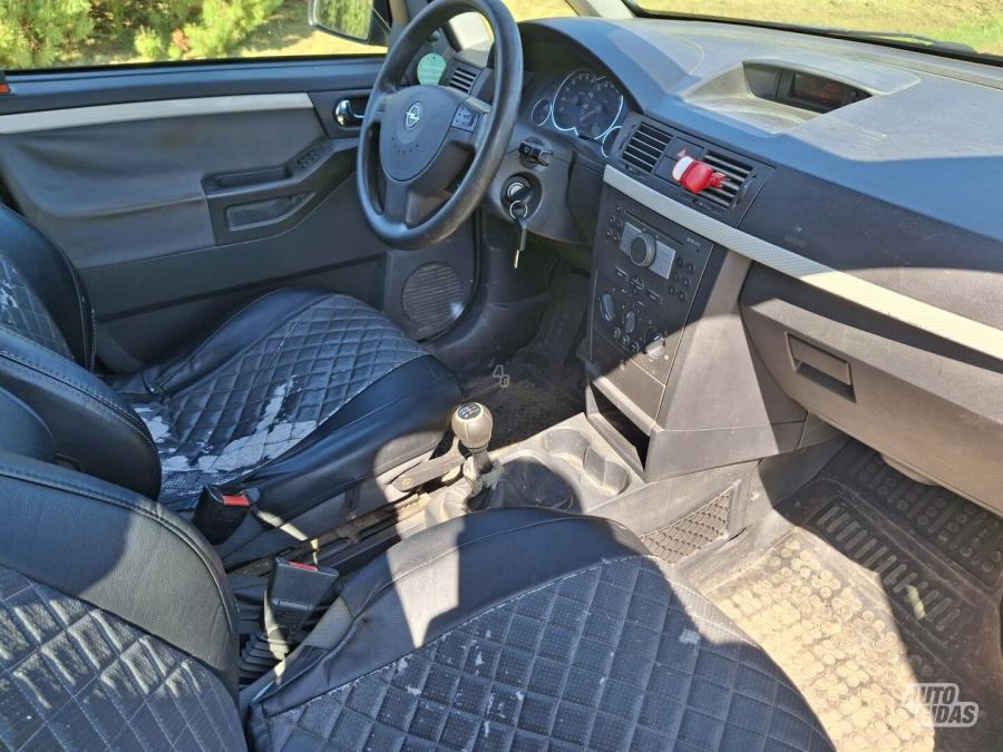 Pelēks Opel Meriva 2006 Mažeikiai, ar dzinēja tilpumu 1.70 L un nobraukumu 226 tūkst. km par 850 €, foto 5 vietnē AUTOMOTO.COM.LV