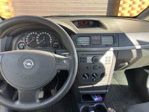 Pelēks Opel Meriva 2006 Gargždai, ar dzinēja tilpumu 1.40 L un nobraukumu 198 tūkst. km par 1200 €, foto 5 vietnē AUTOMOTO.COM.LV