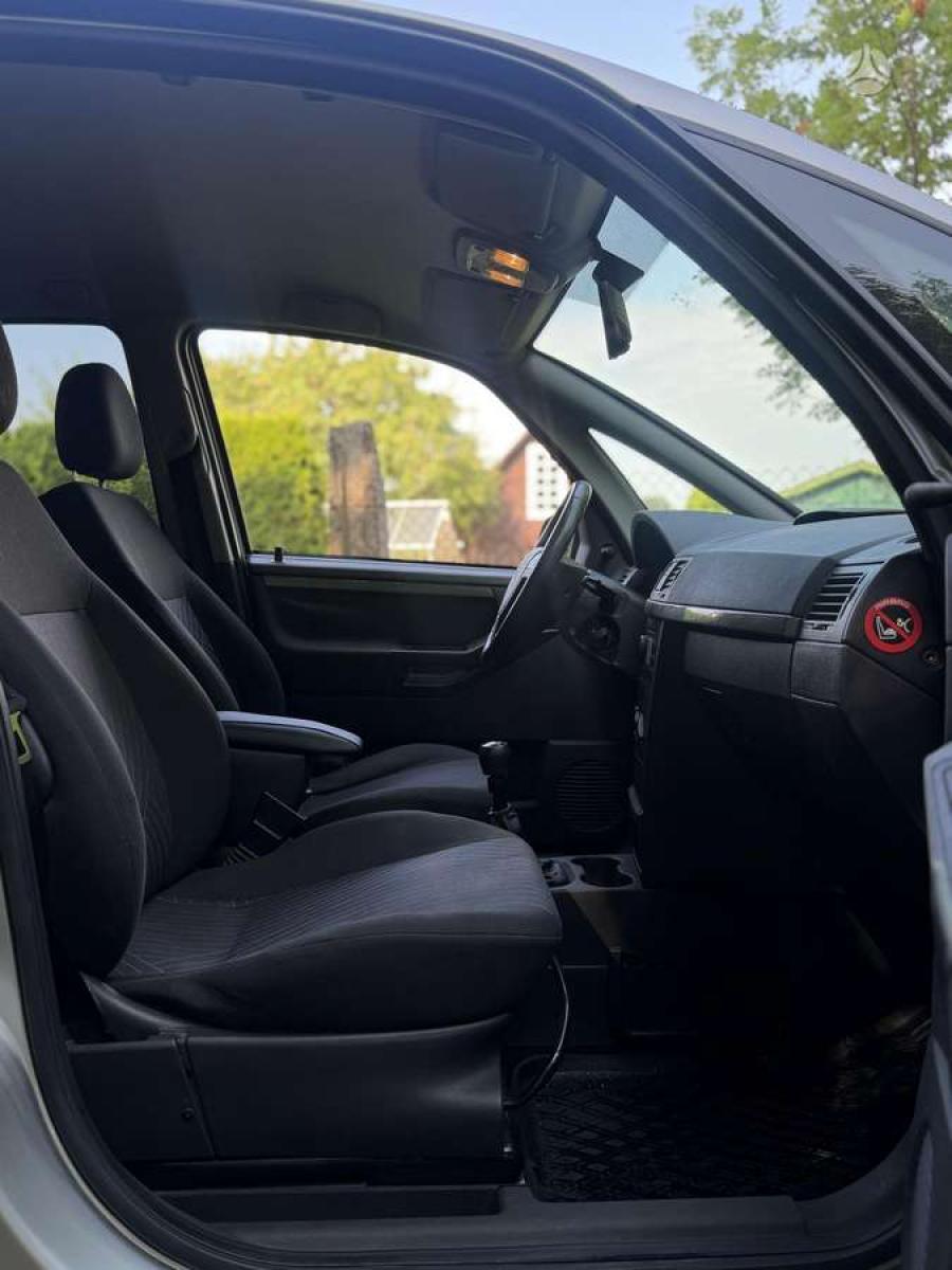 Pelēks Opel Meriva 2006 Viļņa, ar dzinēja tilpumu 1.36 L un nobraukumu 262 tūkst. km par 999 €, foto 9 vietnē AUTOMOTO.COM.LV