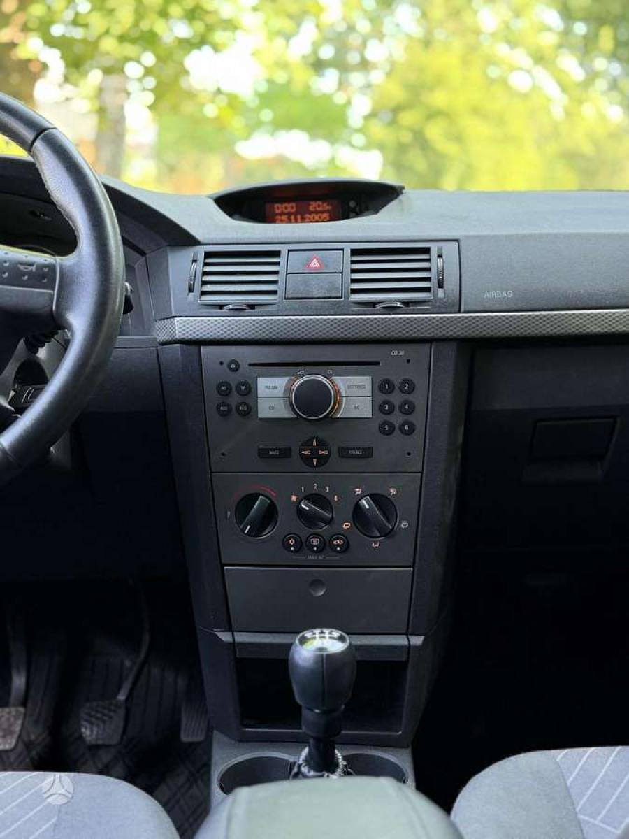 Pelēks Opel Meriva 2006 Viļņa, ar dzinēja tilpumu 1.36 L un nobraukumu 262 tūkst. km par 999 €, foto 15 vietnē AUTOMOTO.COM.LV