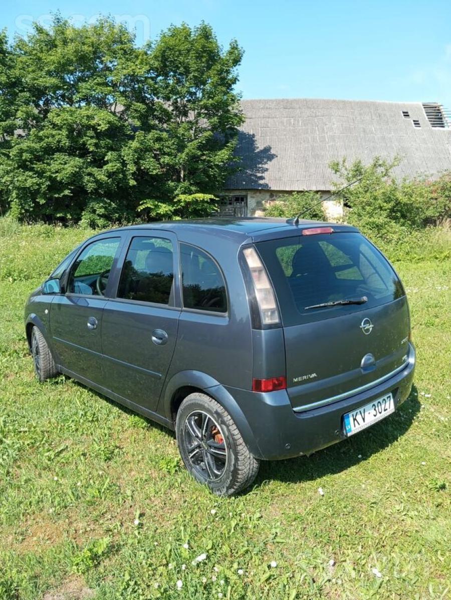Pelēks Opel Meriva 2006 Tukums, ar dzinēja tilpumu 1.70 L un nobraukumu 339 tūkst. km par 1050 €, foto 4 vietnē AUTOMOTO.COM.LV