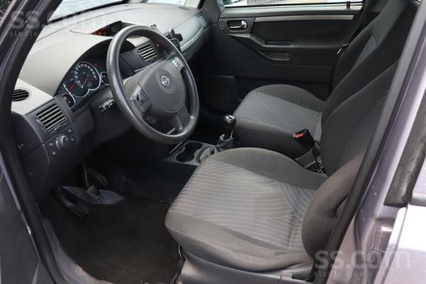 Pelēks Opel Meriva 2006 Valmiera, ar dzinēja tilpumu 1.40 L un nobraukumu 190 tūkst. km par 1800 €, foto 10 vietnē AUTOMOTO.COM.LV