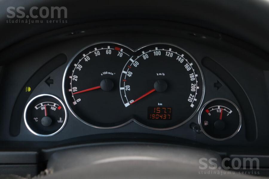 Pelēks Opel Meriva 2006 Valmiera, ar dzinēja tilpumu 1.40 L un nobraukumu 190 tūkst. km par 1800 €, foto 18 vietnē AUTOMOTO.COM.LV