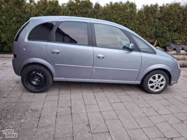 Pelēks Opel Meriva 2007 Mažeikiai, ar dzinēja tilpumu 1.70 L un nobraukumu 300 tūkst. km par 550 €, foto 4 vietnē AUTOMOTO.COM.LV