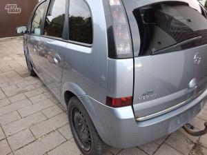 Grey Opel Meriva 2007 in Mazeikiai, with an engine capacity of 1.70 L and mileage of 296 thousand km for 500 €, photo 3 on AUTOMOTO.COM.LV