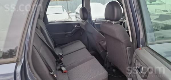 Pelēks Opel Meriva 2007 Valmiera, ar dzinēja tilpumu 1.70 L un nobraukumu 297 tūkst. km par 1400 €, foto 10 vietnē AUTOMOTO.COM.LV