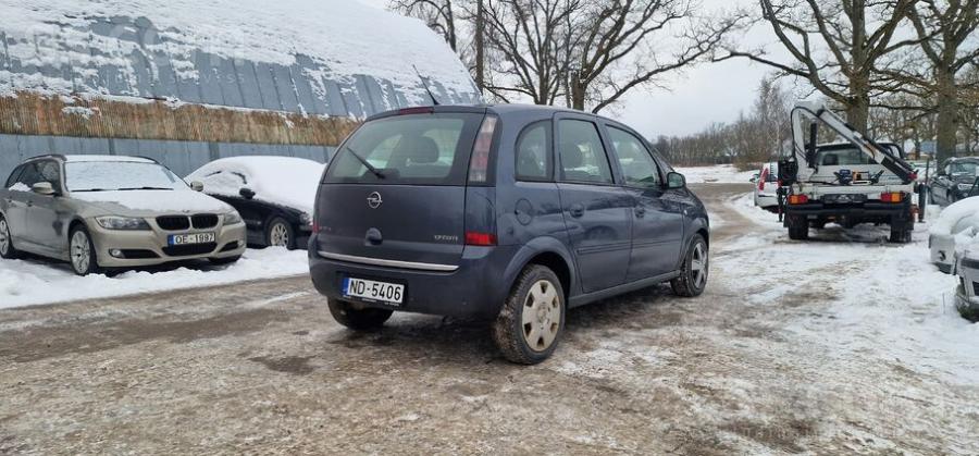 Pelēks Opel Meriva 2007 Valmiera, ar dzinēja tilpumu 1.70 L un nobraukumu 297 tūkst. km par 1400 €, foto 4 vietnē AUTOMOTO.COM.LV