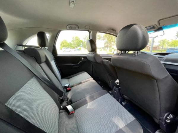 Pelēks Opel Meriva 2007 Rīga, ar dzinēja tilpumu 1.70 L un nobraukumu 0 tūkst. km par 1950 €, foto 9 vietnē AUTOMOTO.COM.LV