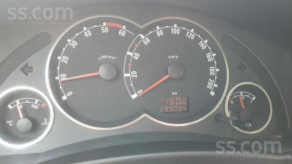 Grey Opel Meriva 2007 in Dobele, with an engine capacity of 1.70 L and mileage of 289 thousand km for 1000 €, photo 6 on AUTOMOTO.COM.LV