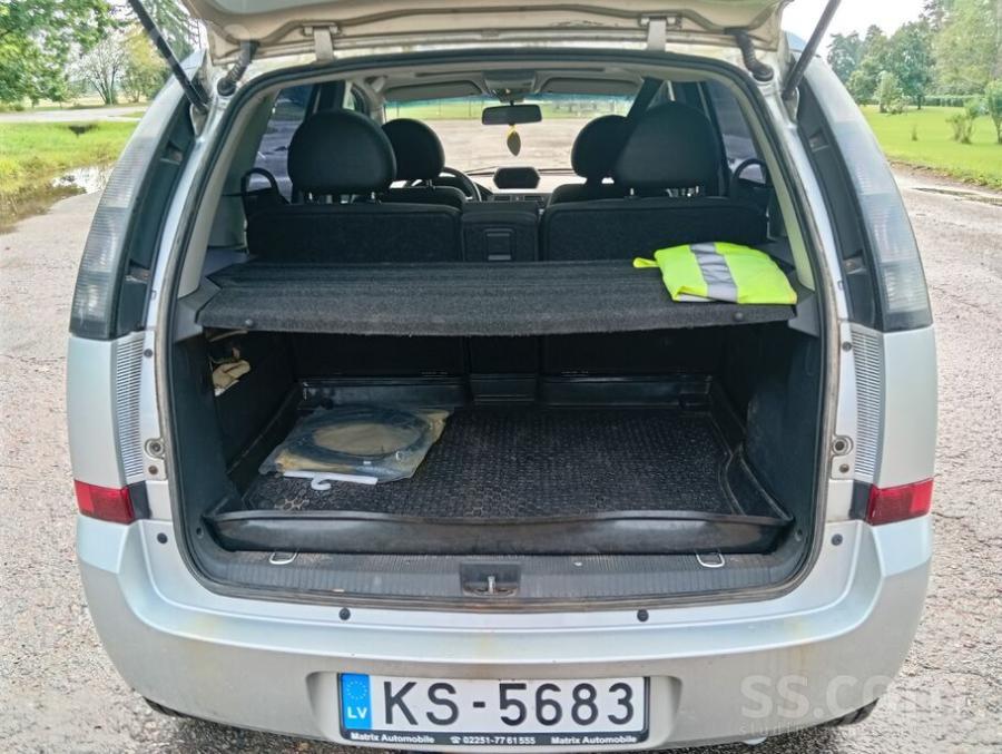 Grey Opel Meriva 2007 in Saldus, with an engine capacity of 1.70 L and mileage of 309 thousand km for 1650 €, photo 7 on AUTOMOTO.COM.LV