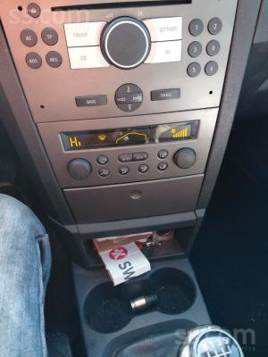 Pelēks Opel Meriva 2007 Rīga, ar dzinēja tilpumu 1.30 L un nobraukumu 255 tūkst. km par 1350 €, foto 3 vietnē AUTOMOTO.COM.LV