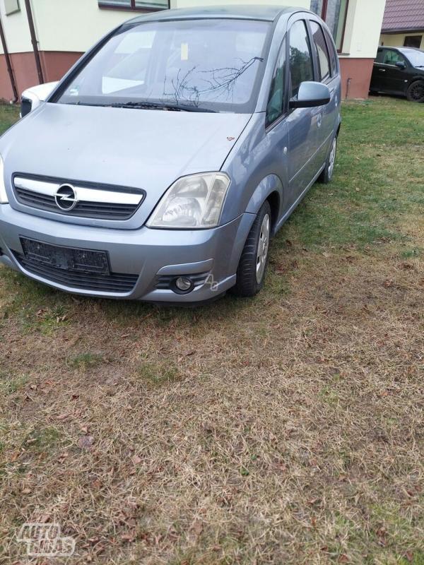Pelēks Opel Meriva 2008 Prienai, ar dzinēja tilpumu 50.00 L un nobraukumu 250 tūkst. km par 1500 €, foto 4 vietnē AUTOMOTO.COM.LV