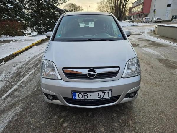 Pelēks Opel Meriva 2008 Jēkabpils, ar dzinēja tilpumu 1.70 L un nobraukumu 186 tūkst. km par 2990 €, foto 3 vietnē AUTOMOTO.COM.LV