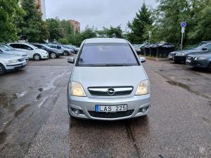 Pelēks Opel Meriva 2008 Viļņa, ar dzinēja tilpumu 1.80 L un nobraukumu 162 tūkst. km par 1100 €, foto 4 vietnē AUTOMOTO.COM.LV