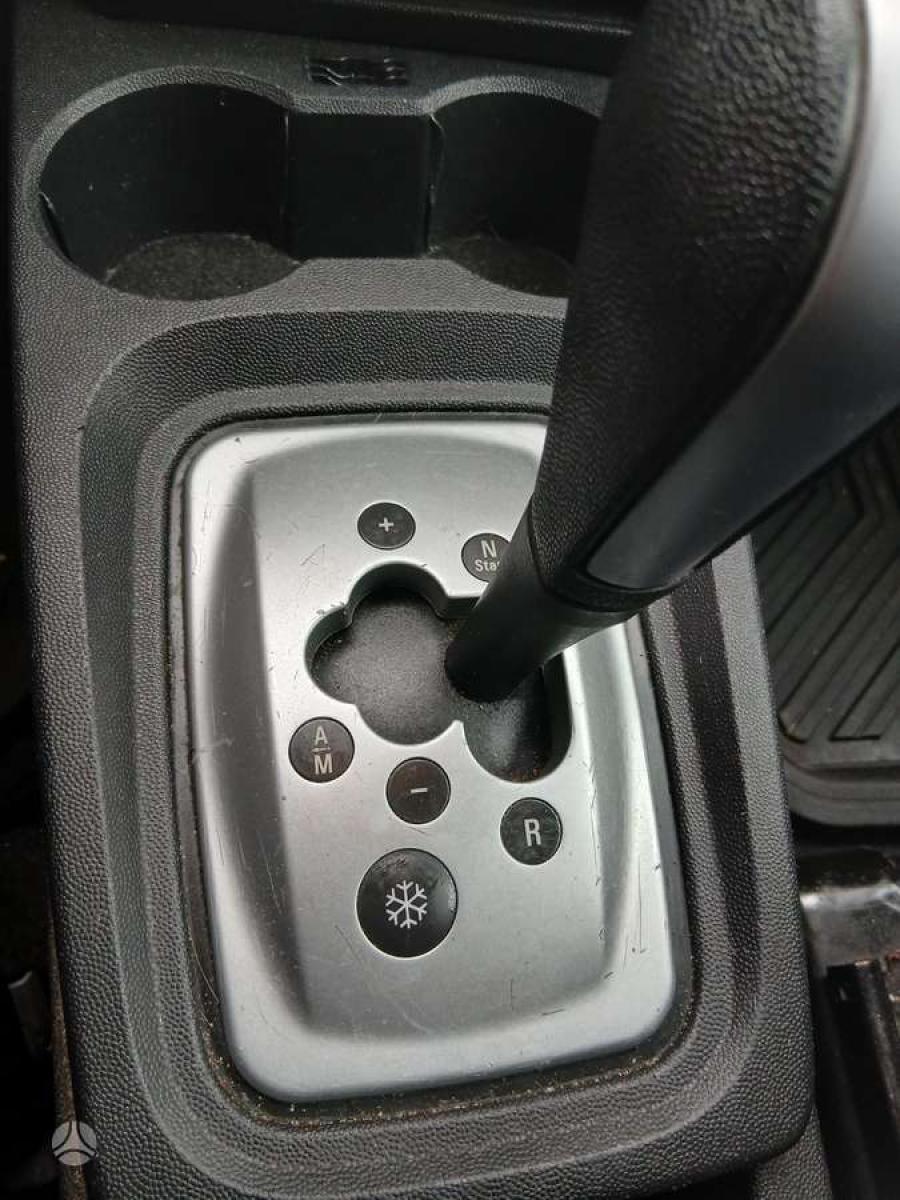 Pelēks Opel Meriva 2008 Viļņa, ar dzinēja tilpumu 1.80 L un nobraukumu 162 tūkst. km par 1100 €, foto 10 vietnē AUTOMOTO.COM.LV