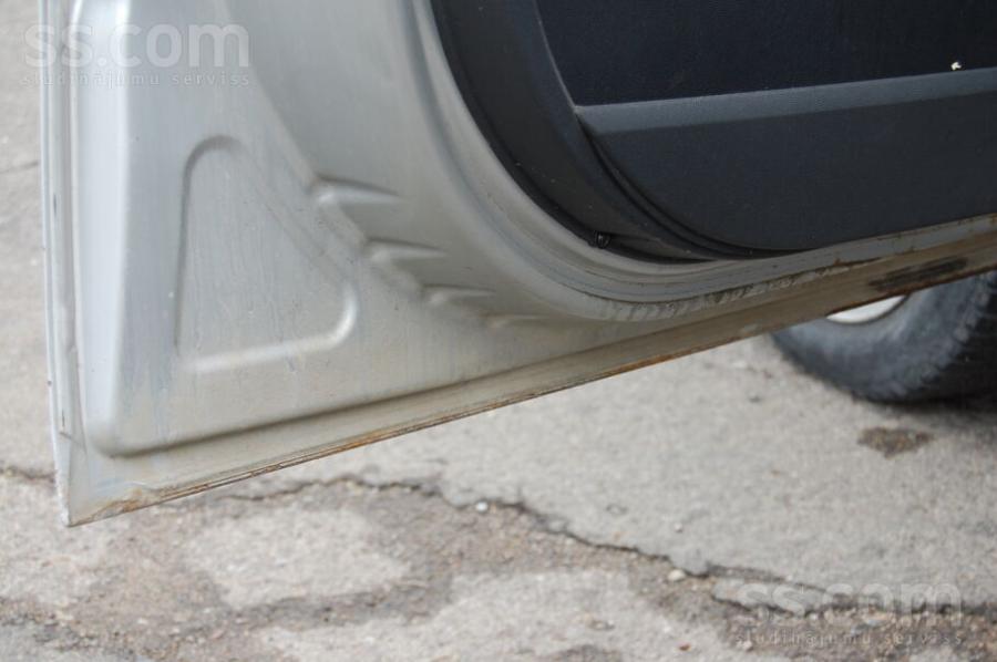 Pelēks Opel Meriva 2008 Bauska, ar dzinēja tilpumu 1.70 L un nobraukumu 326 tūkst. km par 1300 €, foto 9 vietnē AUTOMOTO.COM.LV