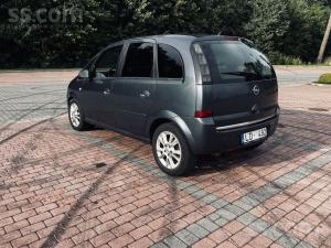 Grey Opel Meriva 2008 in Ventspils, with an engine capacity of 1.70 L and mileage of 270 thousand km for 1100 €, photo 5 on AUTOMOTO.COM.LV