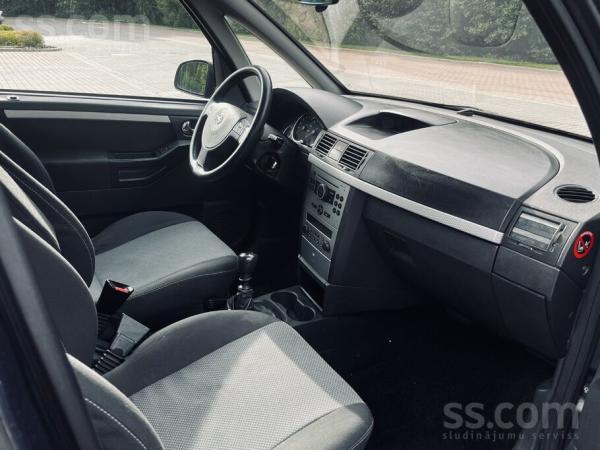 Grey Opel Meriva 2008 in Ventspils, with an engine capacity of 1.70 L and mileage of 270 thousand km for 1100 €, photo 9 on AUTOMOTO.COM.LV