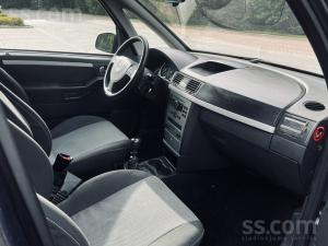 Grey Opel Meriva 2008 in Ventspils, with an engine capacity of 1.70 L and mileage of 270 thousand km for 1100 €, photo 9 on AUTOMOTO.COM.LV