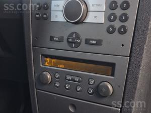 Grey Opel Meriva 2008 in Riga, with an engine capacity of 1.30 L and mileage of 220 thousand km for 1350 €, photo 10 on AUTOMOTO.COM.LV