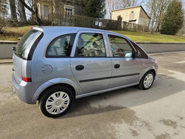 Pelēks Opel Meriva 2009 Jēkabpils, ar dzinēja tilpumu 1.60 L un nobraukumu 252 tūkst. km par 2990 €, foto 5 vietnē AUTOMOTO.COM.LV